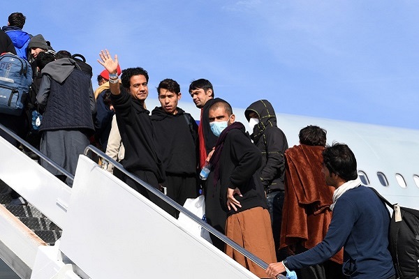 CRS Report on Global Refugee Resettlement | Afghan Report